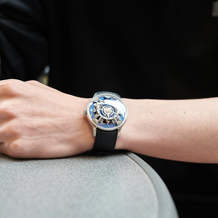 Dome Spaceship Watch - Mechanical Watches Manufacturer