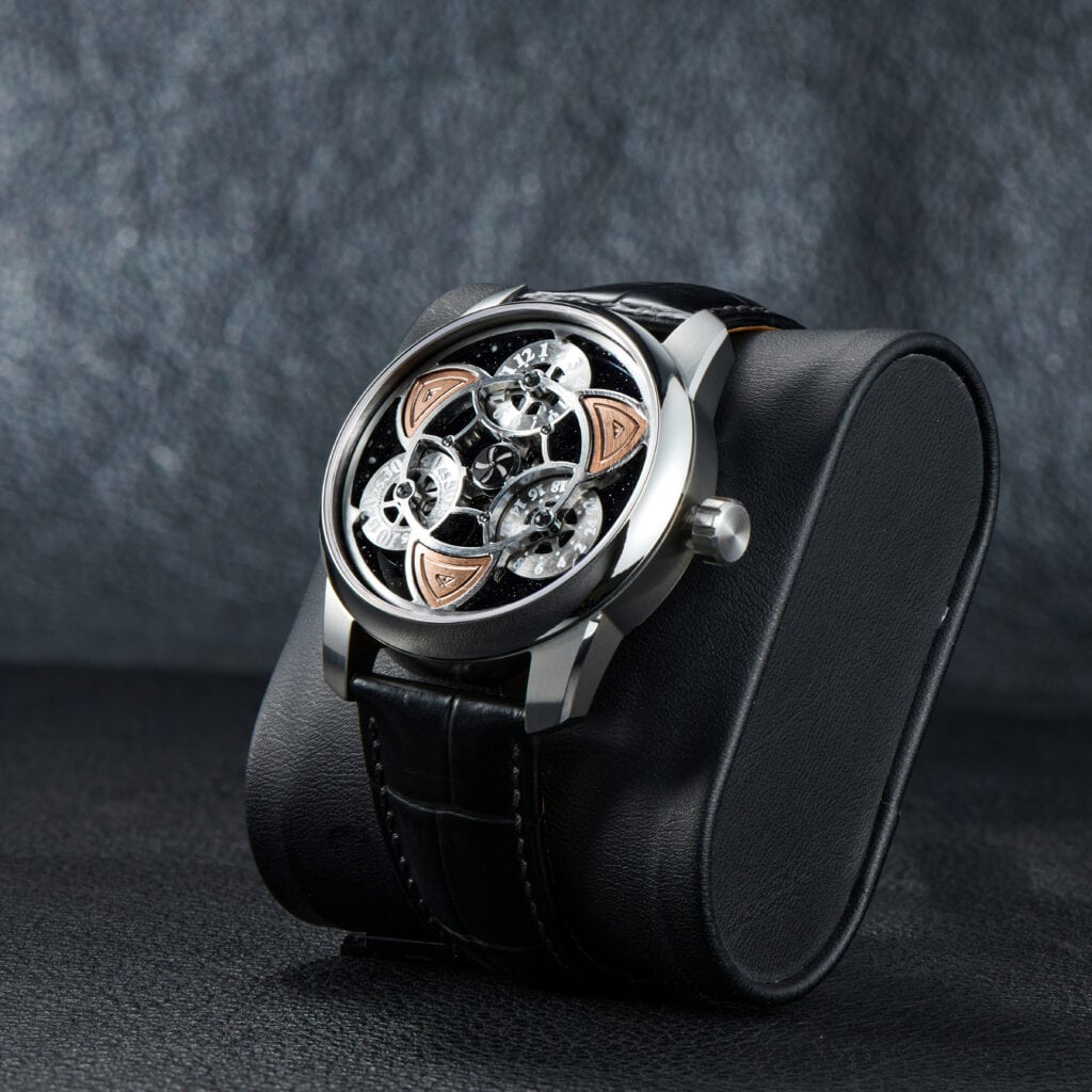 Unique Luminous Mechanical Watch For Men