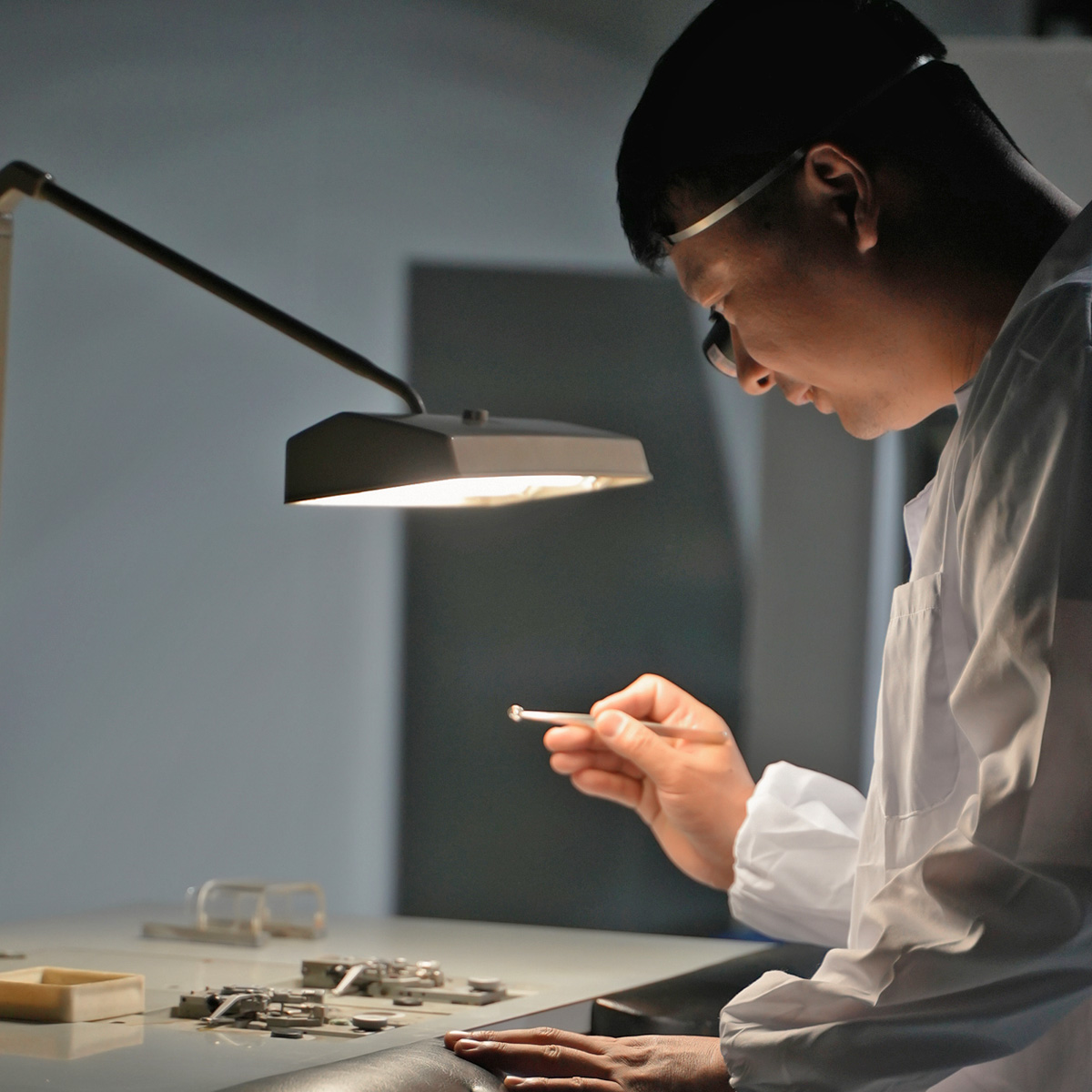 Identifying Authentic Mechanical Movements